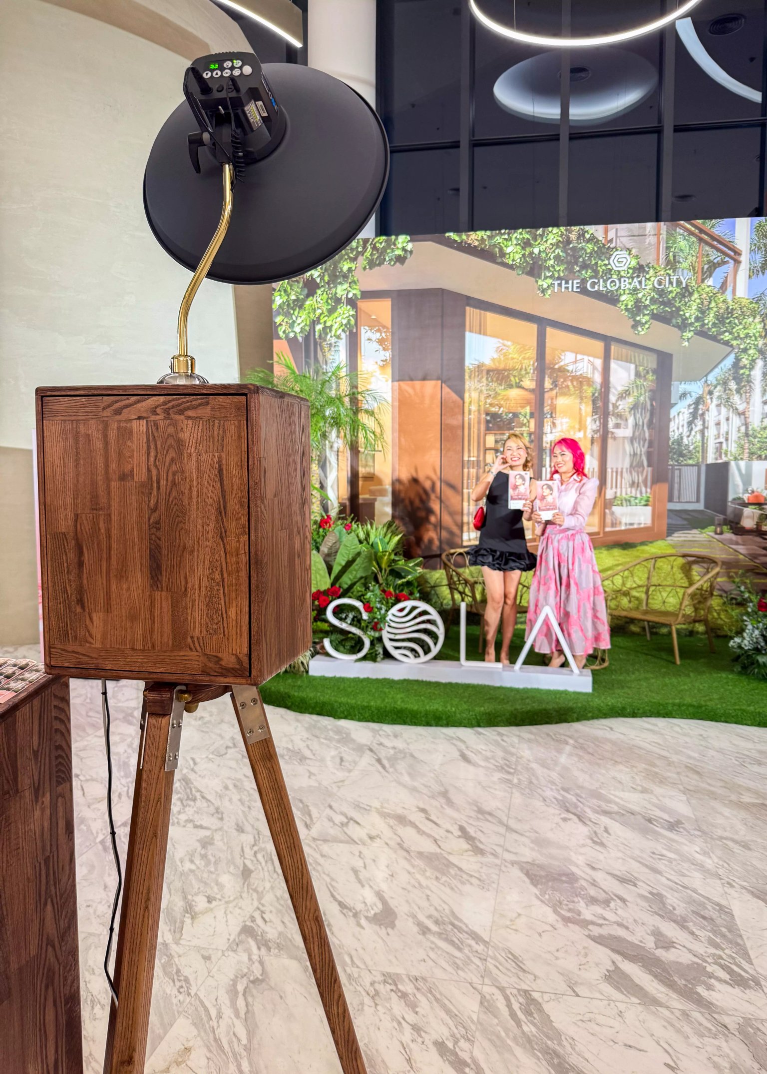 Rainbow Photo Booth Rental | Dịch vụ Photo Booth sự kiện